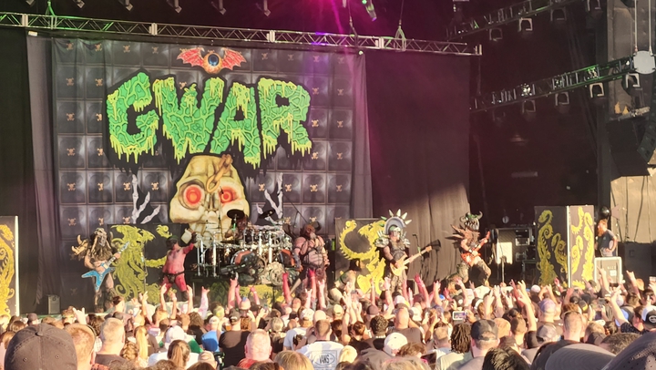 Gwar Crowd