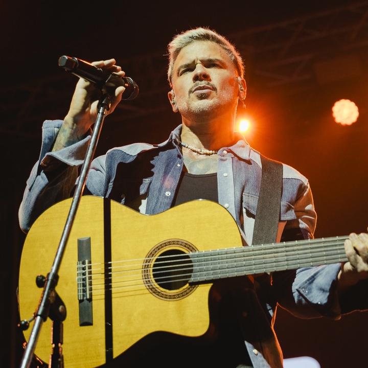 Pedro Capó Concerts & Live Tour Dates: 2024-2025 Tickets | Bandsintown