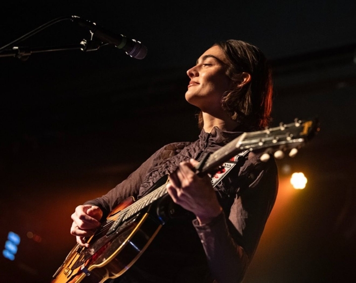 Anna Hamilton Concerts & Live Tour Dates: 2025-2026 Tickets | Bandsintown