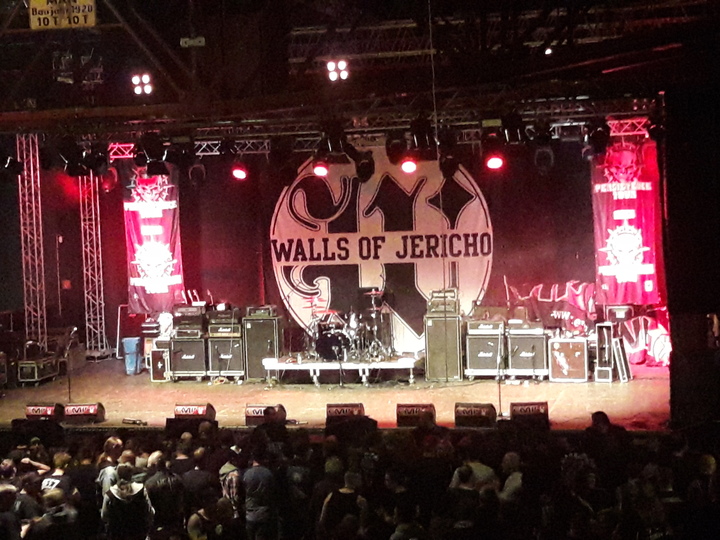 The Walls Of Jericho Singer