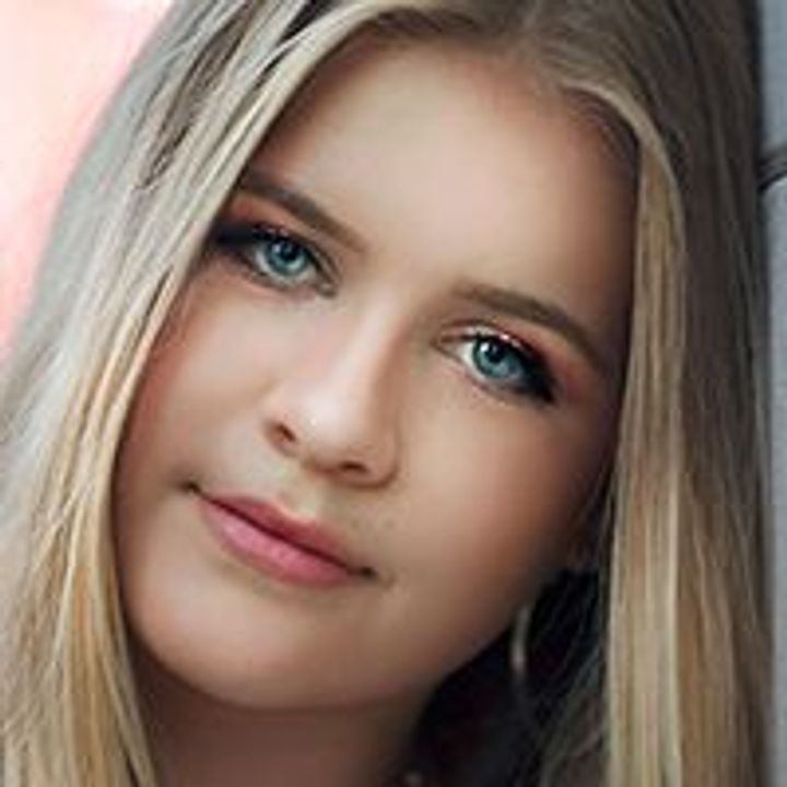 Mikayla Lane’s Live Stream Concert Apr 11, 2020 | Bandsintown