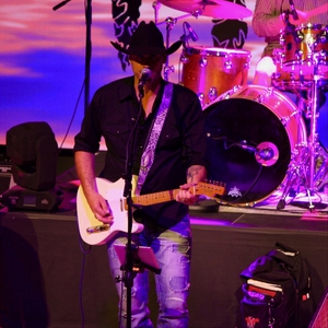 Bandsintown | Jason Young Band Tickets - Louie's Grill & Bar, Jul 30, 2021