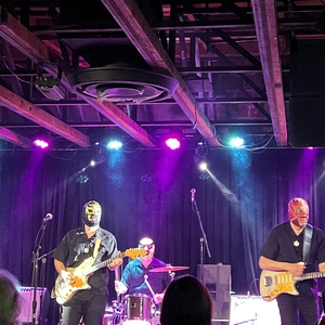 Los Straitjackets Tickets, 2023 Concert Tour Dates & Details | Bandsintown