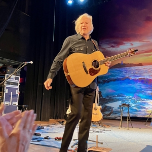 Justin Hayward Concerts & Live Tour Dates: 2023-2024 Tickets | Bandsintown