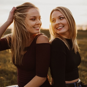 Kelly and Sarah Nashville Tickets, Second Fiddle Apr 24, 2024 | Bandsintown