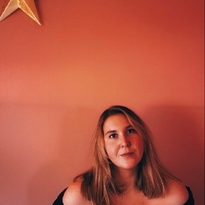 Ruth Notman Concerts & Live Tour Dates: 2025-2026 Tickets | Bandsintown