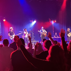 Mac Powell Concerts & Live Tour Dates: 2025-2026 Tickets | Bandsintown