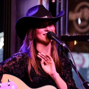 Free Julia Golden Pinehurst Tickets, Drum & Quill Public House Apr 19 ...