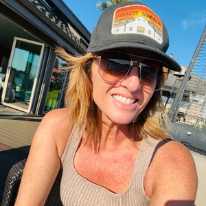 Rhonda Funk Knoxville Tickets, Courtyard by Marriott Knoxville Downtown ...