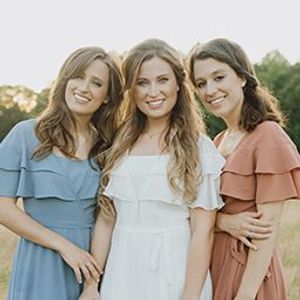 Foto Sisters Concerts & Live Tour Dates: 2024-2025 Tickets | Bandsintown