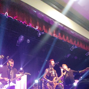 Hinder Tour Dates, Concert Tickets, & Live Streams